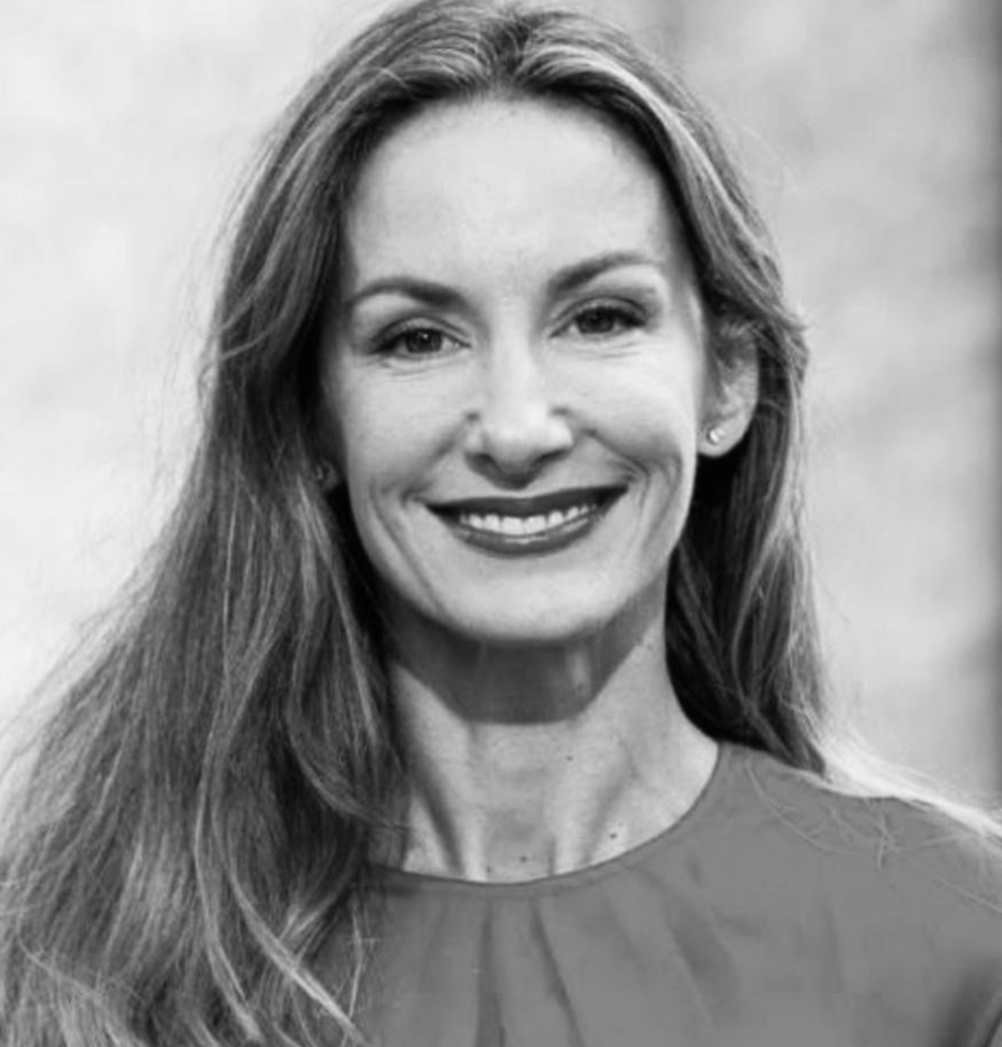 Telma Ortíz Rocasolano - Centroamérica Cuenta